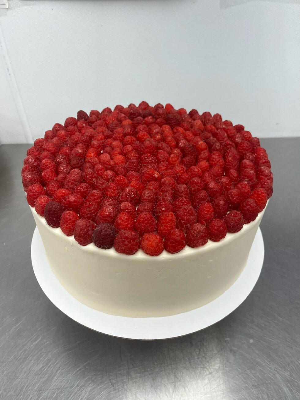 Custom Cakes Order - Ham'N Goodys